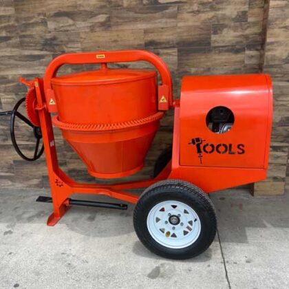 Renta de revolvedora de concreto por día - Equipo Ligero Construcción